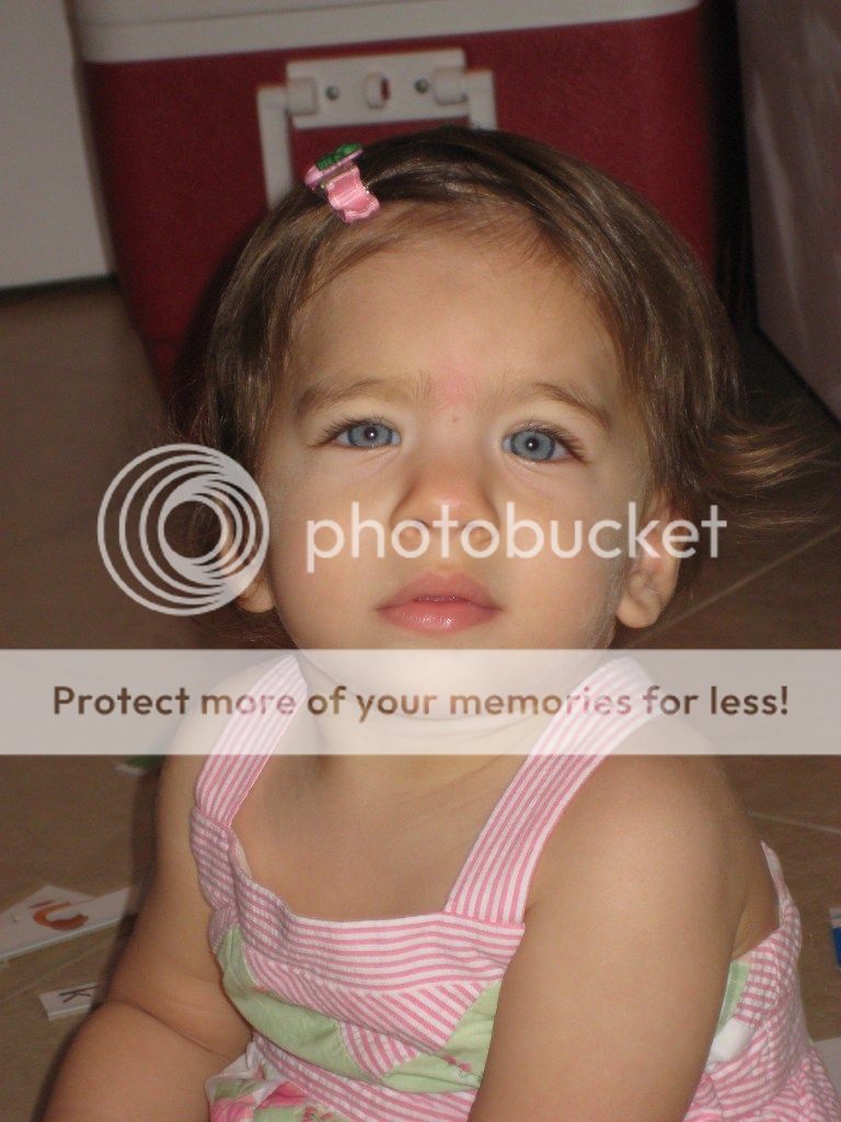 Thick eyebrows | BabyCenter